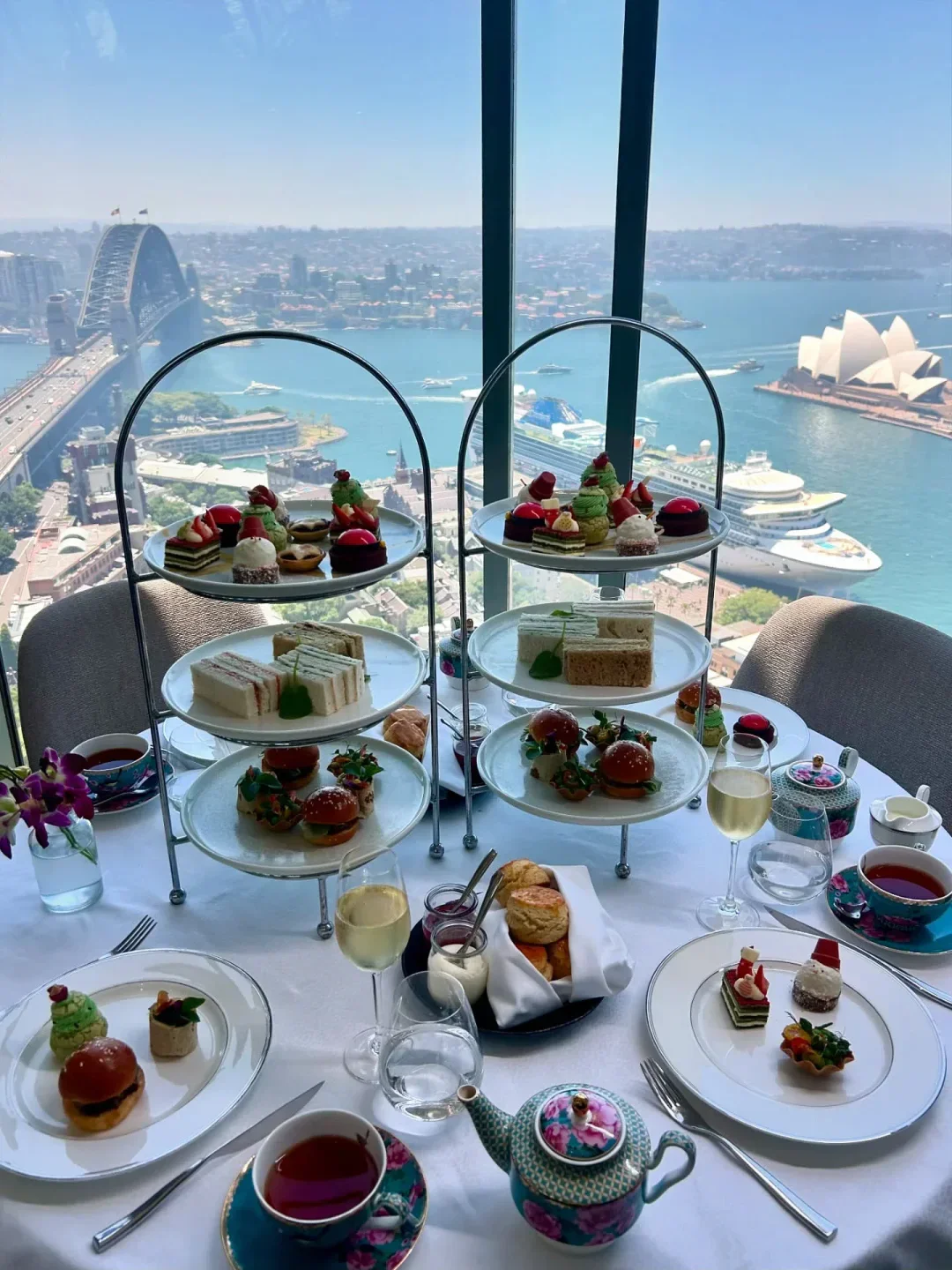 CIRQ Sydney Reservations, Info & Reviews