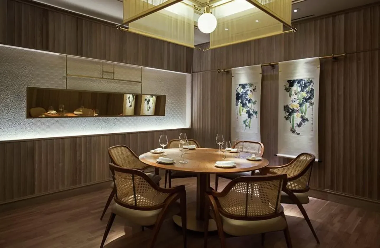 Eight Tables by George Chen San Francisco Reservierungen, Infos ...