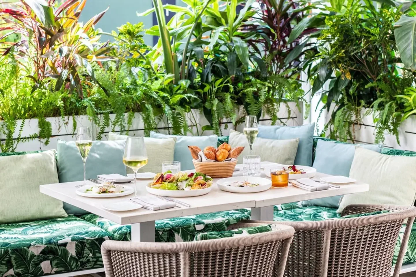 Swan Miami Reservations, Info & Reviews