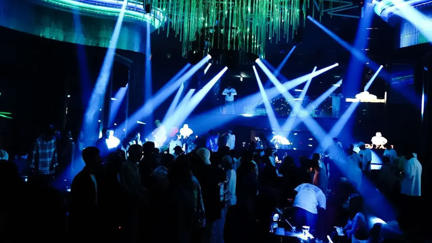 Trova le Migliori Discoteche ad Abu Dhabi