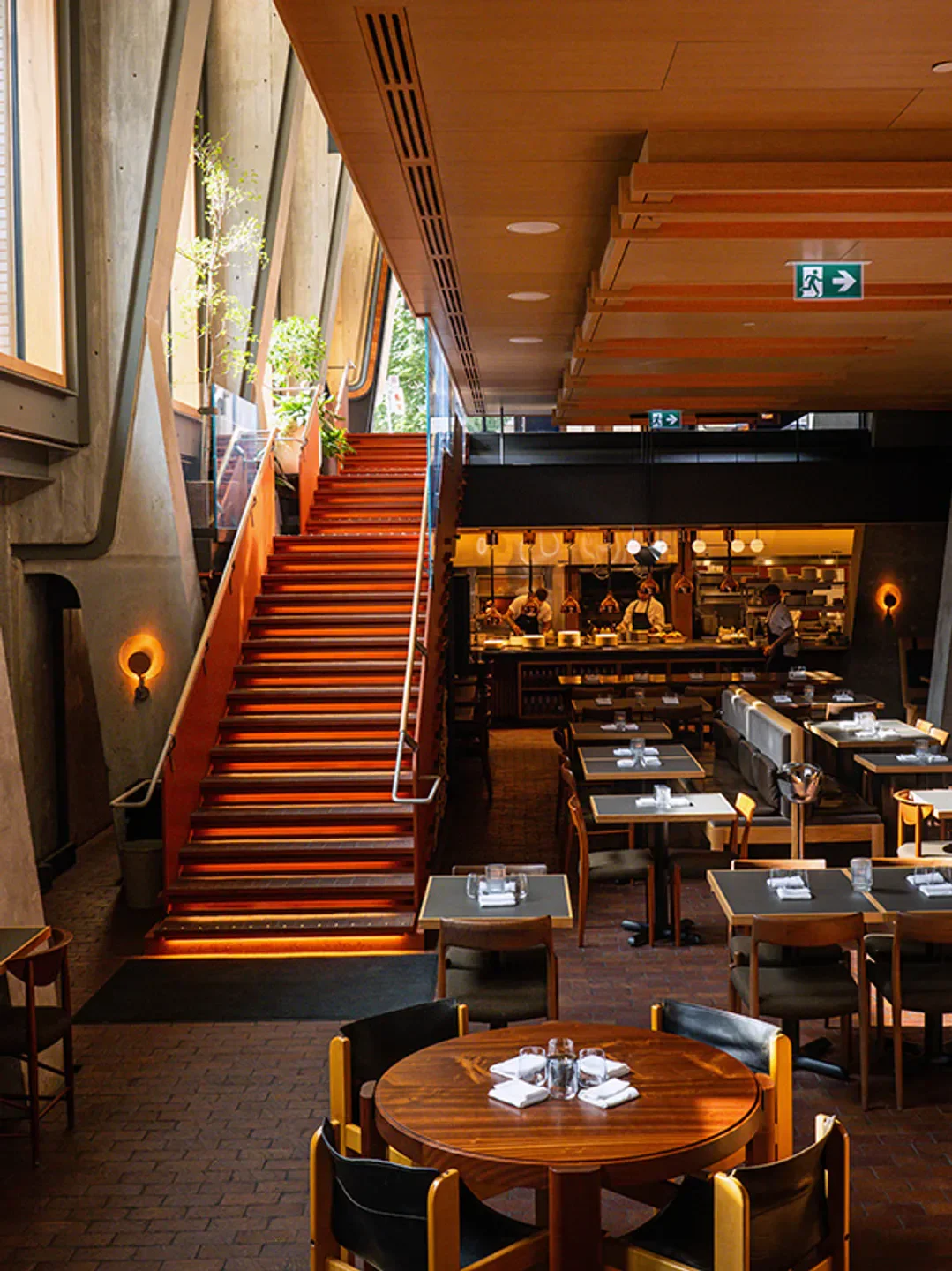 Reservations, Infos & Avis sur ēst Restaurant Toronto